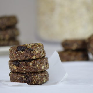 Naturally Healthy Raw Desserts from fitness expert Laura Marquis ...
